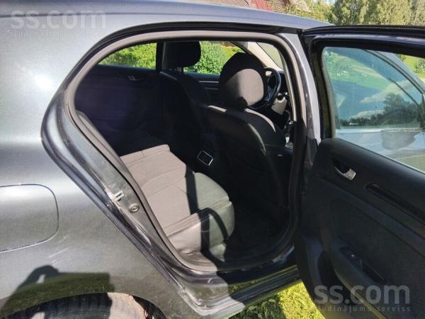 Zils Renault Megane 2016 Madona, ar dzinēja tilpumu 1.50 L un nobraukumu 222 tūkst. km par 7250 €, foto 9 vietnē AUTOMOTO.COM.LV
