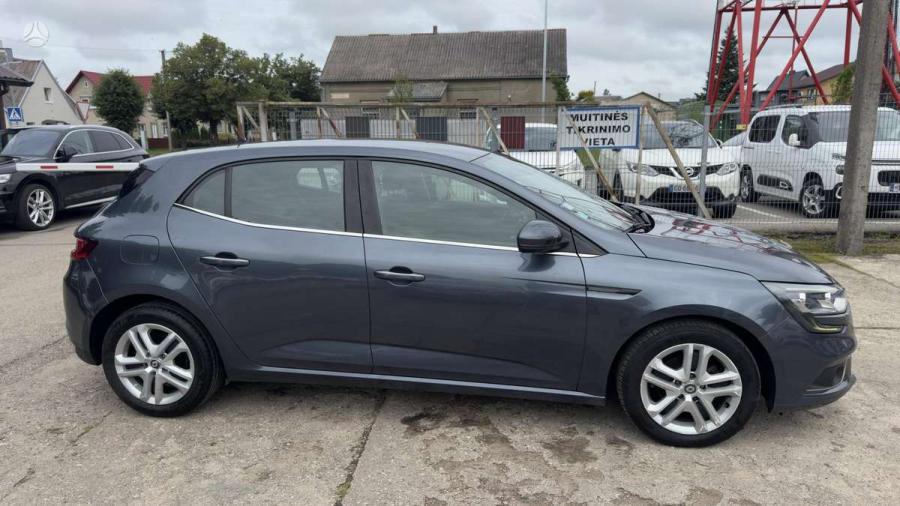 Zils Renault Megane 2016 Tauragė, ar dzinēja tilpumu 1.20 L un nobraukumu 152 tūkst. km par 5100 €, foto 4 vietnē AUTOMOTO.COM.LV