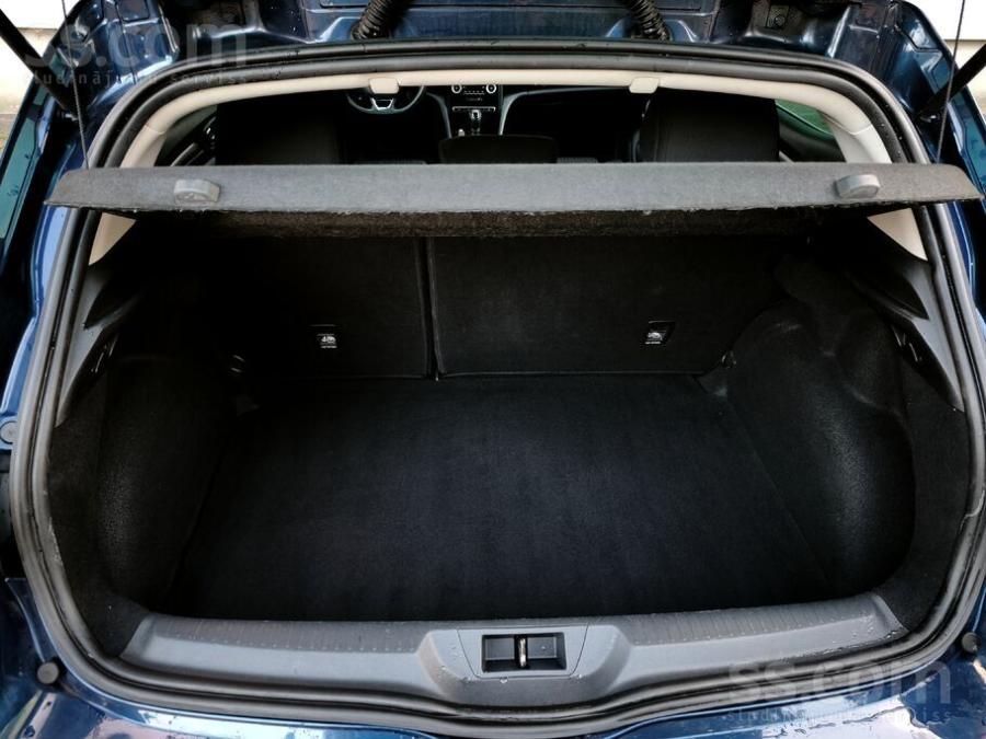Blue Renault Megane 2016 in Jelgava, with an engine capacity of 1.20 L and mileage of 0 thousand km for 7490 €, photo 30 on AUTOMOTO.COM.LV