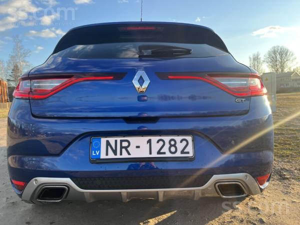Blue Renault Megane 2018 in Riga, with an engine capacity of 1.60 L and mileage of 195 thousand km for 11600 €, photo 9 on AUTOMOTO.COM.LV