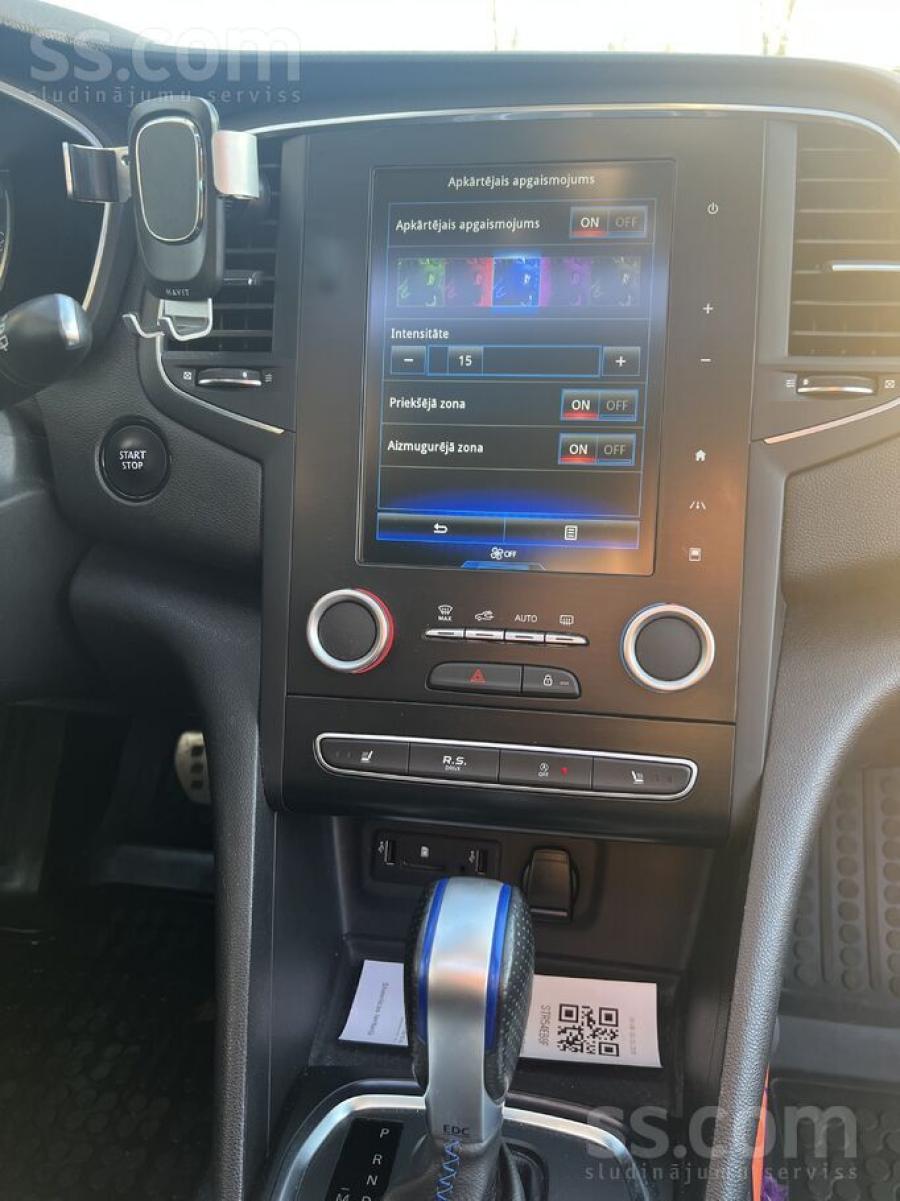 Blue Renault Megane 2018 in Riga, with an engine capacity of 1.60 L and mileage of 195 thousand km for 11600 €, photo 18 on AUTOMOTO.COM.LV