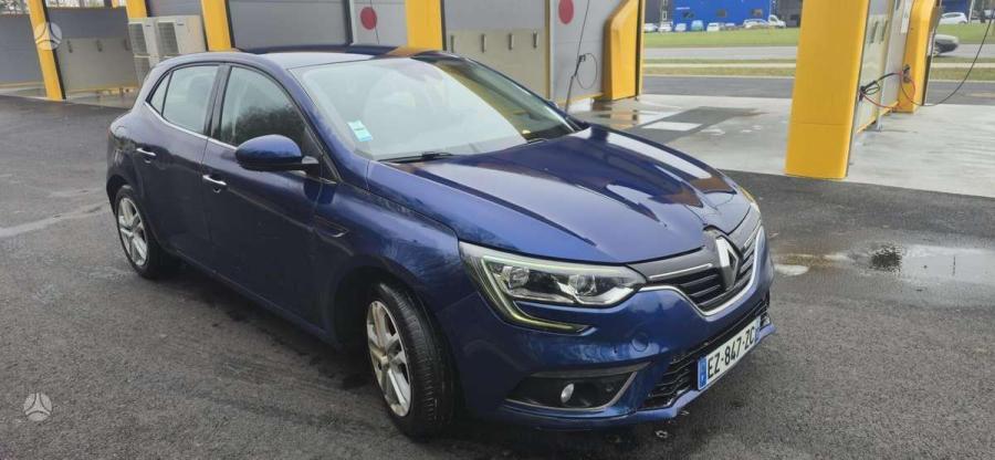 Blue Renault Megane 2018 in Kaunas, with an engine capacity of 1.46 L and mileage of 211 thousand km for 7248 €, photo 1 on AUTOMOTO.COM.LV