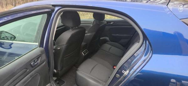Blue Renault Megane 2018 in Kaunas, with an engine capacity of 1.46 L and mileage of 211 thousand km for 7248 €, photo 9 on AUTOMOTO.COM.LV