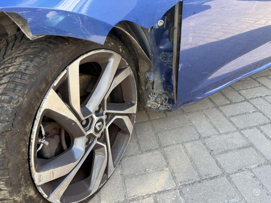 Zils Renault Megane 2018 Kauņa, ar dzinēja tilpumu 1.62 L un nobraukumu 134 tūkst. km par 5900 €, foto 7 vietnē AUTOMOTO.COM.LV