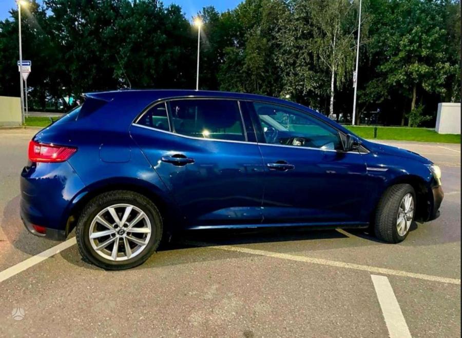 Blue Renault Megane 2018 in Kaunas, with an engine capacity of 1.46 L and mileage of 180 thousand km for 7500 €, photo 5 on AUTOMOTO.COM.LV