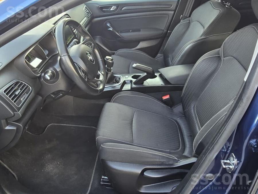Blue Renault Megane 2020 in Kuldiga, with an engine capacity of 1.50 L and mileage of 0 thousand km for 7400 €, photo 7 on AUTOMOTO.COM.LV