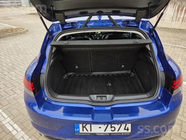 Zils Renault Megane 2021 Valmiera, ar dzinēja tilpumu 1.50 L un nobraukumu 147 tūkst. km par 14800 €, foto 5 vietnē AUTOMOTO.COM.LV