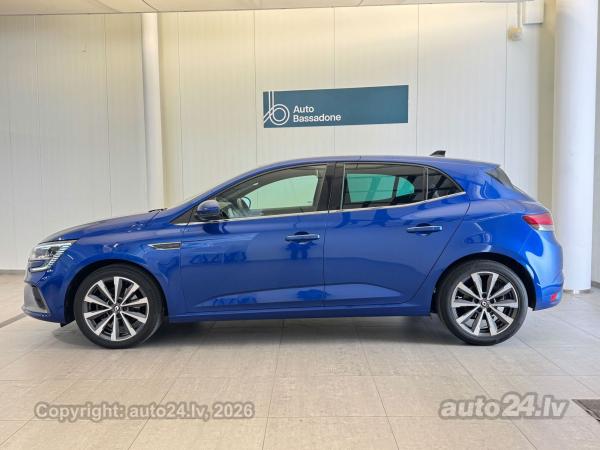 Blue Renault Megane 2021 in Tallinn, with an engine capacity of 1.30 L and mileage of 84 thousand km for 16400 €, photo 3 on AUTOMOTO.COM.LV