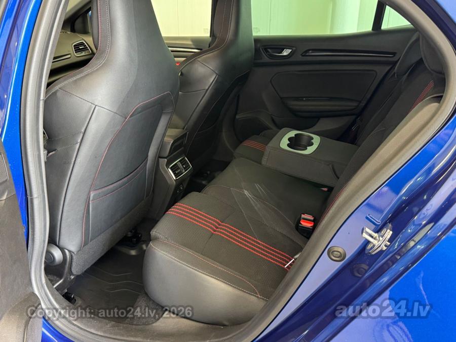 Zils Renault Megane 2021 Tallina, ar dzinēja tilpumu 1.30 L un nobraukumu 84 tūkst. km par 16400 €, foto 25 vietnē AUTOMOTO.COM.LV
