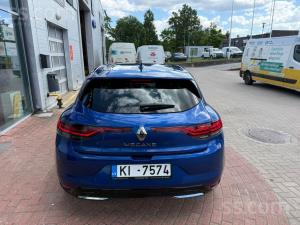Blue Renault Megane 2021 in Valmiera, with an engine capacity of 1.50 L and mileage of 150 thousand km for 14300 €, photo 5 on AUTOMOTO.COM.LV