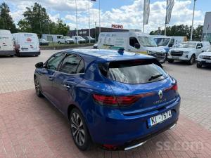 Blue Renault Megane 2021 in Valmiera, with an engine capacity of 1.50 L and mileage of 150 thousand km for 14300 €, photo 6 on AUTOMOTO.COM.LV