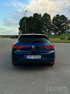 Blue Renault Megane 2021 in Daugavpils, with an engine capacity of 1.50 L and mileage of 203 thousand km for 10800 €, photo 5 on AUTOMOTO.COM.LV