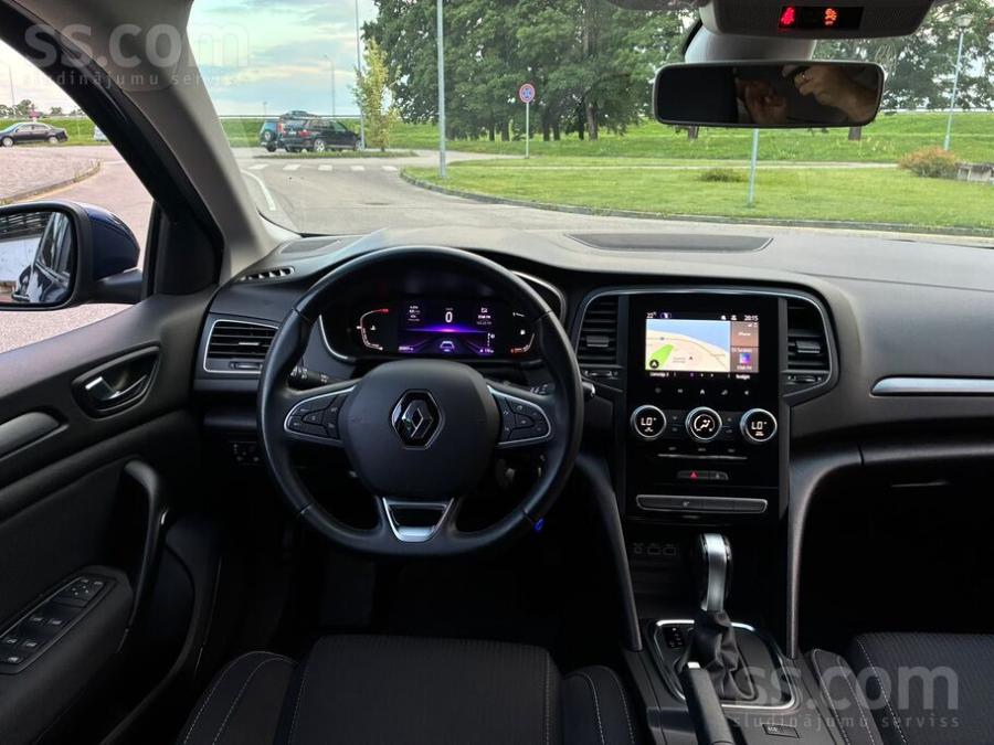 Blue Renault Megane 2021 in Daugavpils, with an engine capacity of 1.50 L and mileage of 203 thousand km for 10800 €, photo 11 on AUTOMOTO.COM.LV
