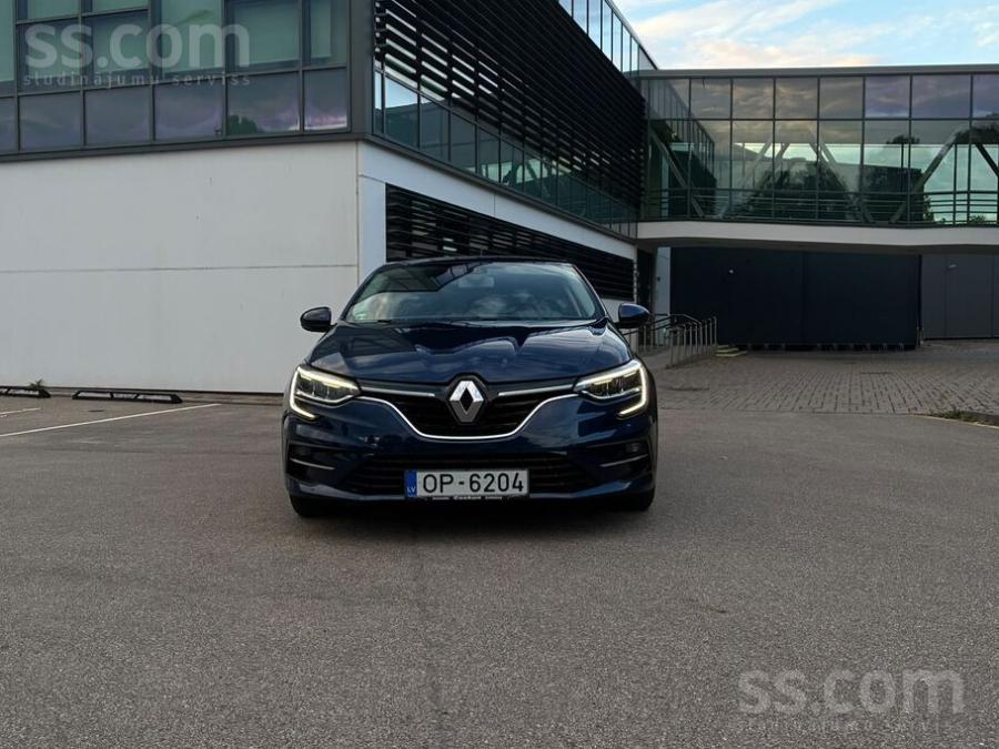 Blue Renault Megane 2021 in Daugavpils, with an engine capacity of 1.50 L and mileage of 203 thousand km for 10800 €, photo 20 on AUTOMOTO.COM.LV