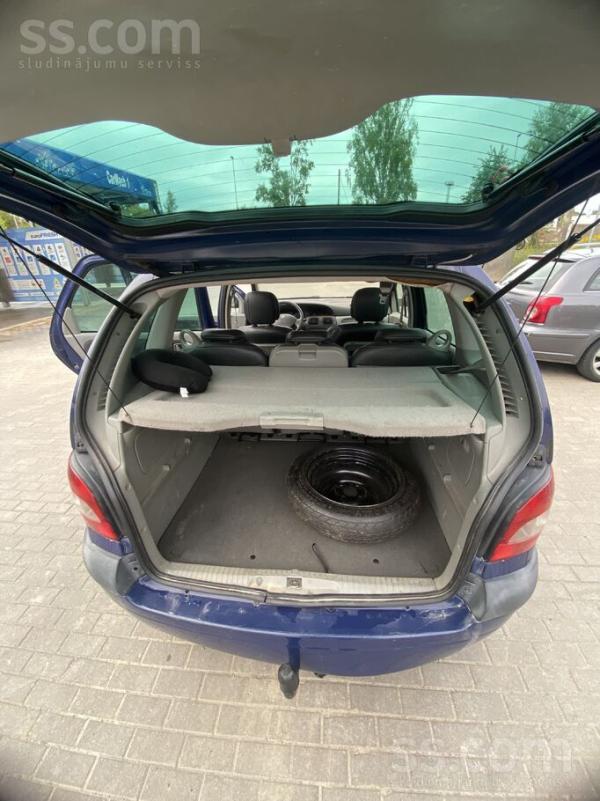 Zils Renault Megane 2001 Rēzekne, ar dzinēja tilpumu 1.60 L un nobraukumu 253 tūkst. km par 1300 €, foto 7 vietnē AUTOMOTO.COM.LV