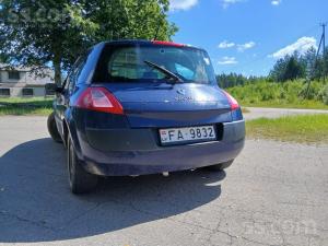 Blue Renault Megane 2004 in Riga, with an engine capacity of 1.40 L and mileage of 255 thousand km for 500 €, photo 6 on AUTOMOTO.COM.LV