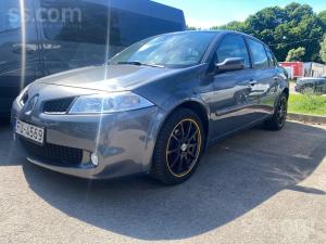 Zils Renault Megane 2006 Rīga, ar dzinēja tilpumu 1.50 L un nobraukumu 294 tūkst. km par 2100 €, foto  vietnē AUTOMOTO.COM.LV