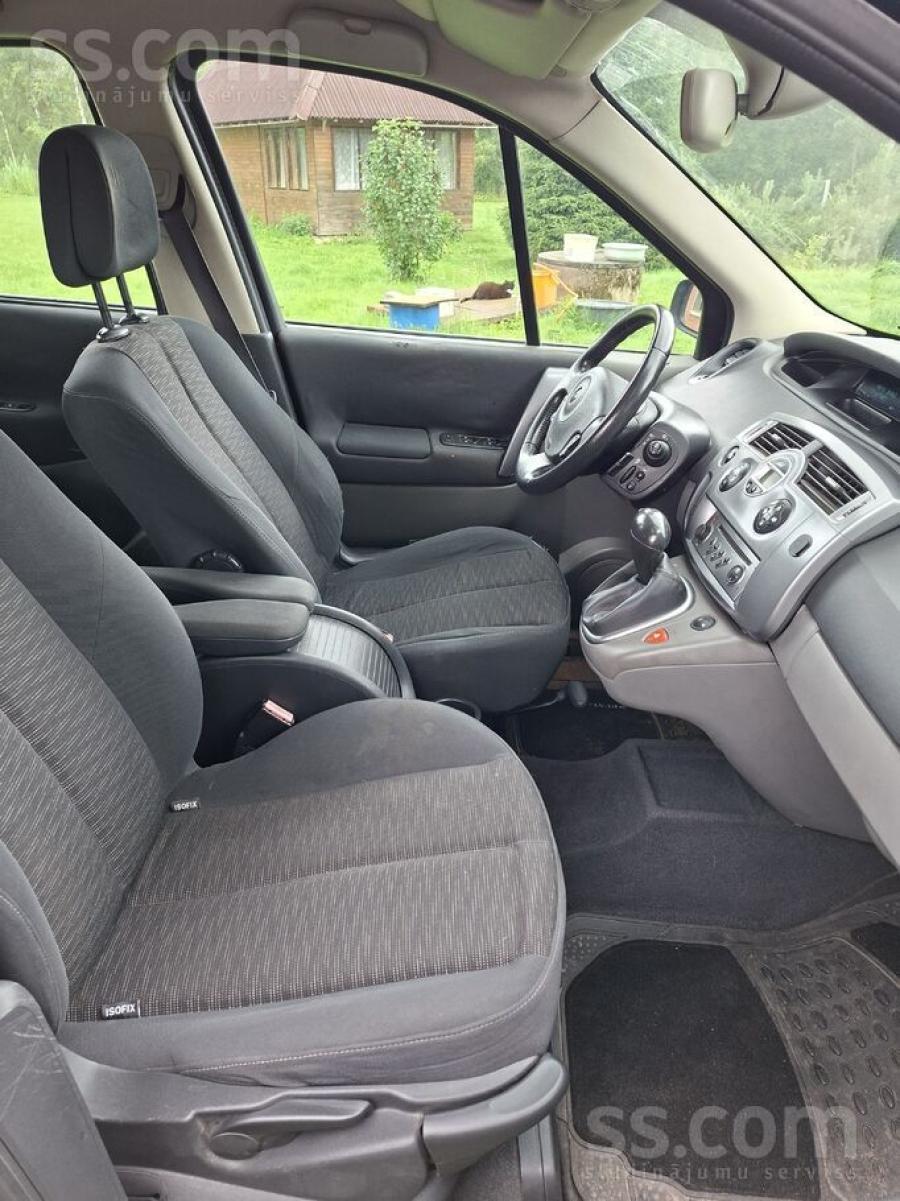 Zils Renault Megane 2007 Rīga, ar dzinēja tilpumu 1.90 L un nobraukumu 405 tūkst. km par 1700 €, foto 4 vietnē AUTOMOTO.COM.LV