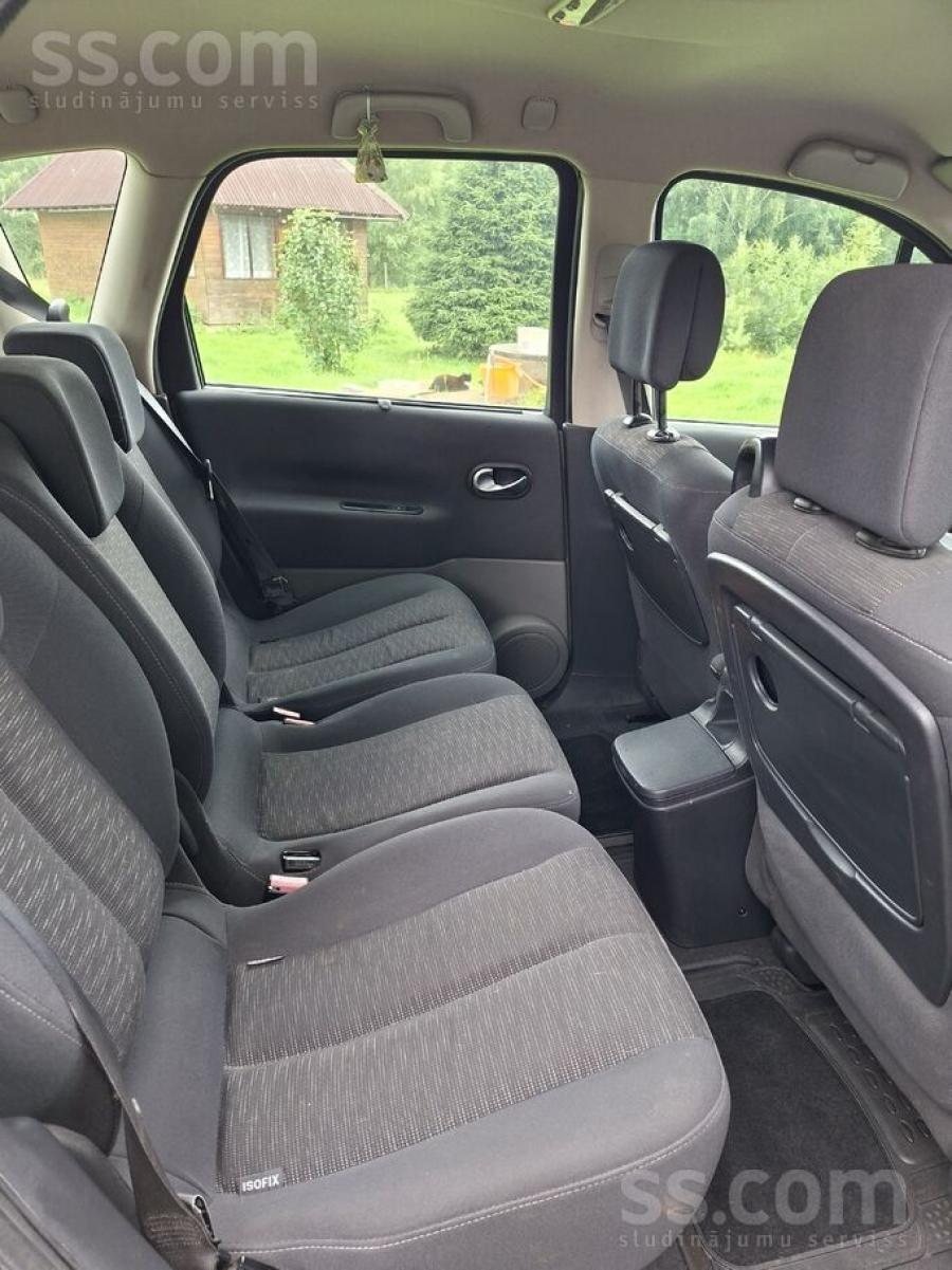 Zils Renault Megane 2007 Rīga, ar dzinēja tilpumu 1.90 L un nobraukumu 405 tūkst. km par 1700 €, foto 5 vietnē AUTOMOTO.COM.LV