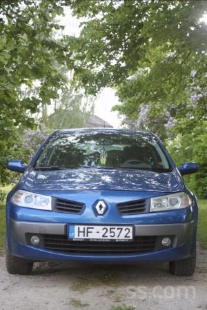 Blue Renault Megane 2008 in Ogre, with an engine capacity of 1.60 L and mileage of 256 thousand km for 900 €, photo  on AUTOMOTO.COM.LV