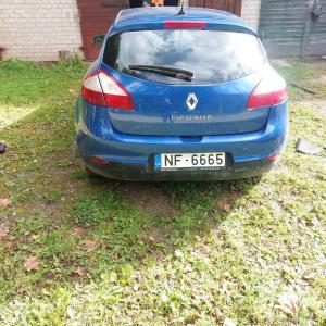 Zils Renault Megane 2012 Limbaži, ar dzinēja tilpumu 1.60 L un nobraukumu 313 tūkst. km par 2800 €, foto 5 vietnē AUTOMOTO.COM.LV