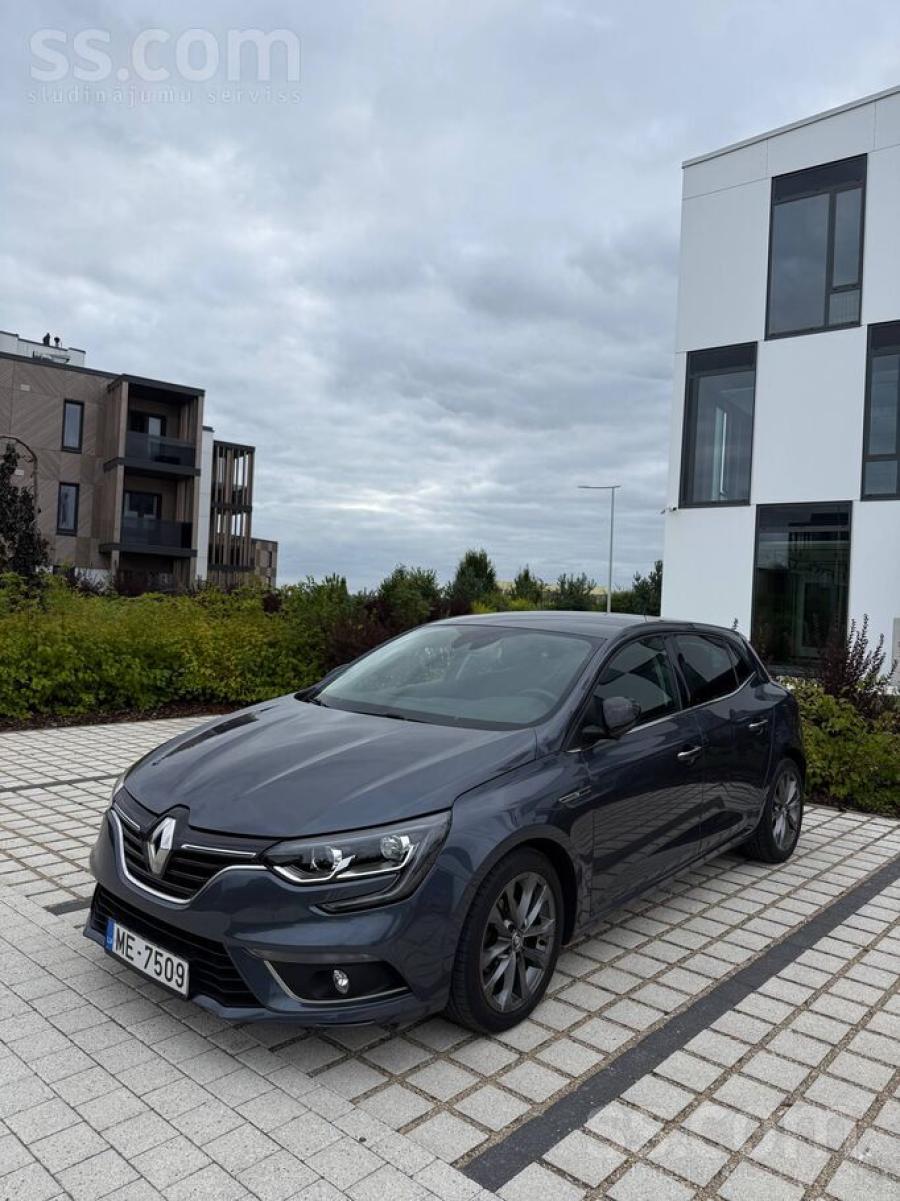 Zils Renault Megane 2018 Rīga, ar dzinēja tilpumu 1.20 L un nobraukumu 70 tūkst. km par 8000 €, foto 1 vietnē AUTOMOTO.COM.LV