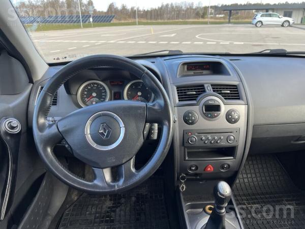 Синий Рено Меган 2004 в Тукумс, объемом двигателя 1.90 л и пробегом 322 тыс. км за 990 €, фото 10 на AUTOMOTO.COM.LV