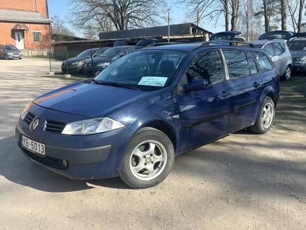 Blue Renault Megane 2005 in Grobiņa, with an engine capacity of 1.90 L and mileage of 306 thousand km for 1200 €, photo 1 on AUTOMOTO.COM.LV