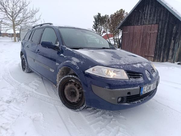 Blue Renault Megane 2006 in Klaipeda, with an engine capacity of 1.90 L and mileage of 425 thousand km for 1100 €, photo 1 on AUTOMOTO.COM.LV