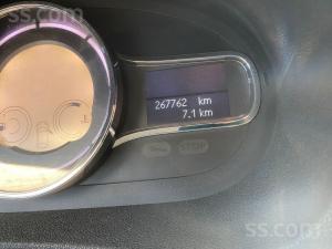 Zils Renault Megane 2009 Rīga, ar dzinēja tilpumu 1.90 L un nobraukumu 270 tūkst. km par 1200 €, foto 6 vietnē AUTOMOTO.COM.LV
