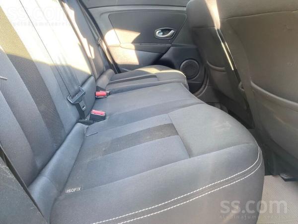 Zils Renault Megane 2009 Rīga, ar dzinēja tilpumu 1.90 L un nobraukumu 270 tūkst. km par 1200 €, foto 6 vietnē AUTOMOTO.COM.LV