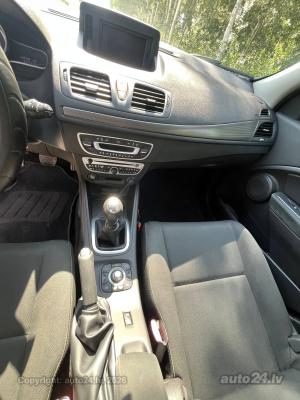Zils Renault Megane 2009 Tallina, ar dzinēja tilpumu 1.60 L un nobraukumu 223 tūkst. km par 2000 €, foto 9 vietnē AUTOMOTO.COM.LV
