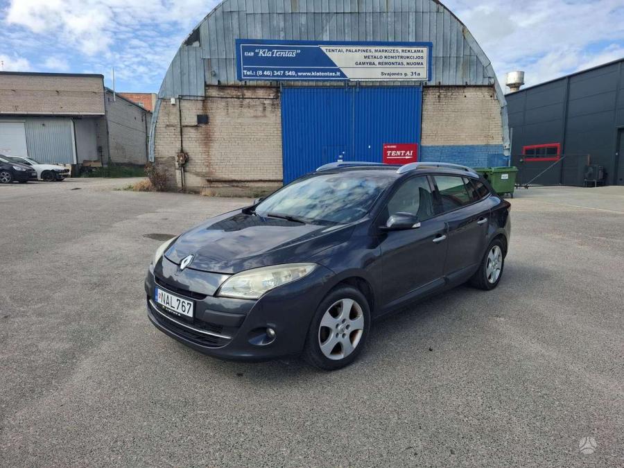 Blue Renault Megane 2010 in Klaipeda, with an engine capacity of 1.50 L and mileage of 216 thousand km for 3000 €, photo 8 on AUTOMOTO.COM.LV