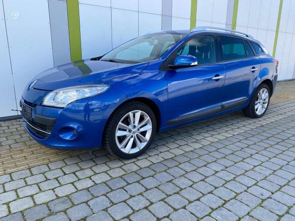 Blue Renault Megane 2011 in Raseiniai, with an engine capacity of 1.46 L and mileage of 287 thousand km for 2900 €, photo 1 on AUTOMOTO.COM.LV