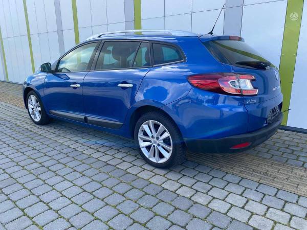 Blue Renault Megane 2011 in Raseiniai, with an engine capacity of 1.46 L and mileage of 287 thousand km for 2900 €, photo 4 on AUTOMOTO.COM.LV