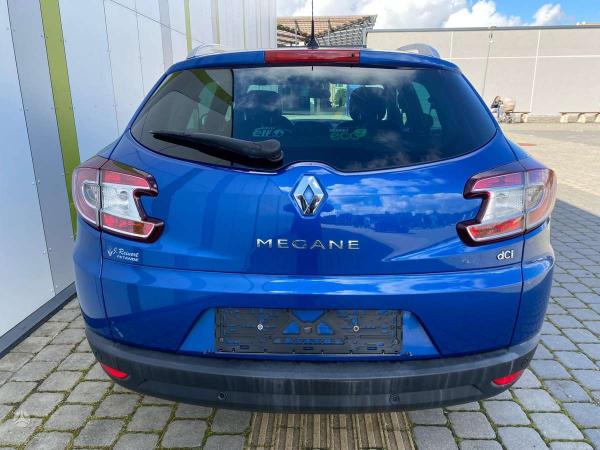 Blue Renault Megane 2011 in Raseiniai, with an engine capacity of 1.46 L and mileage of 287 thousand km for 2900 €, photo 5 on AUTOMOTO.COM.LV