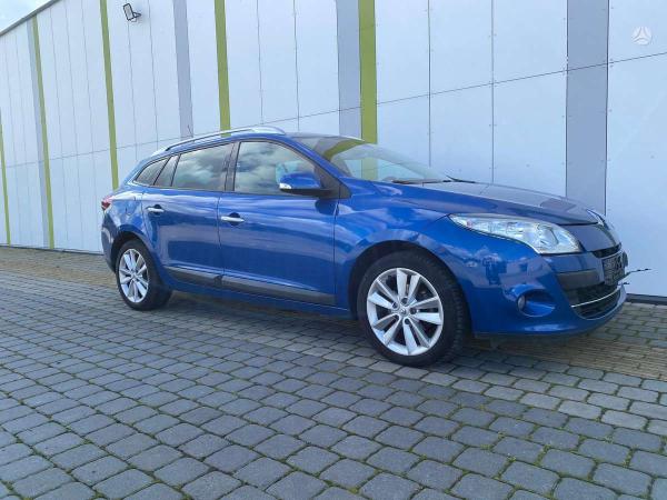 Blue Renault Megane 2011 in Raseiniai, with an engine capacity of 1.46 L and mileage of 287 thousand km for 2900 €, photo 8 on AUTOMOTO.COM.LV