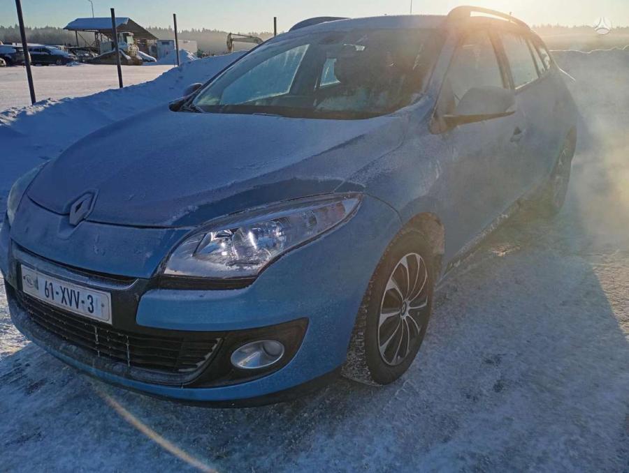 Zils Renault Megane 2012 Tauragė, ar dzinēja tilpumu 1.50 L un nobraukumu 268 tūkst. km par 2999 €, foto 8 vietnē AUTOMOTO.COM.LV