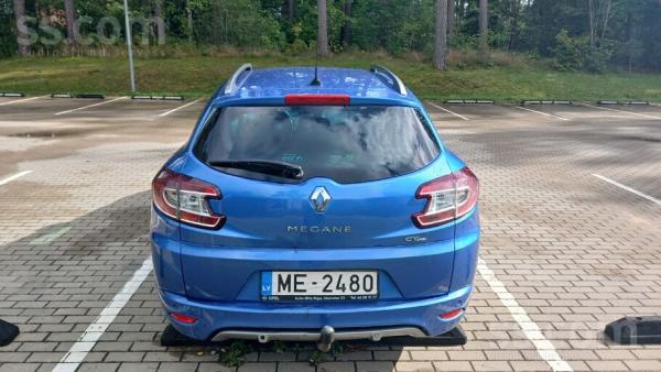 Blue Renault Megane 2013 in Riga, with an engine capacity of 1.50 L and mileage of 491 thousand km for 2000 €, photo 4 on AUTOMOTO.COM.LV