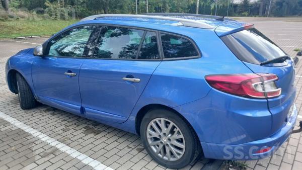 Blue Renault Megane 2013 in Riga, with an engine capacity of 1.50 L and mileage of 491 thousand km for 2000 €, photo 5 on AUTOMOTO.COM.LV