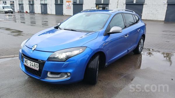 Blue Renault Megane 2013 in Riga, with an engine capacity of 1.50 L and mileage of 491 thousand km for 2000 €, photo 6 on AUTOMOTO.COM.LV