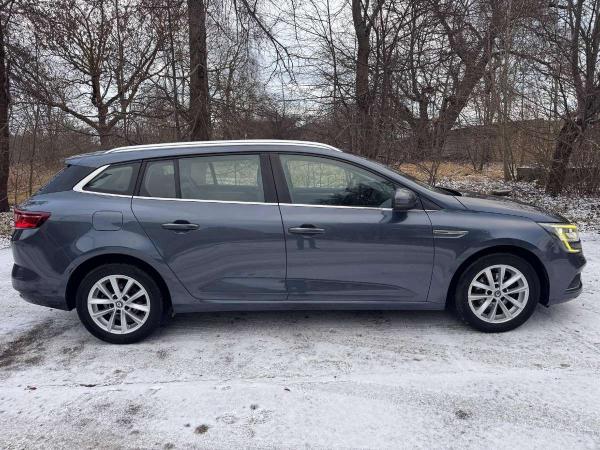 Blue Renault Megane 2016 in Siauliai, with an engine capacity of 1.46 L and mileage of 236 thousand km for 6599 €, photo 6 on AUTOMOTO.COM.LV