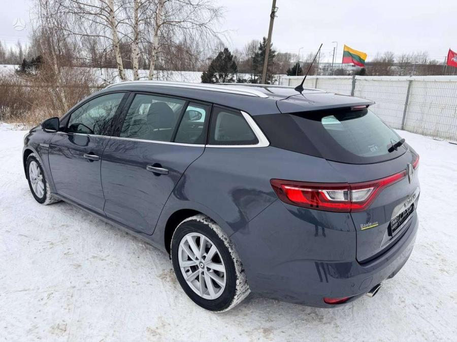 Blue Renault Megane 2016 in Siauliai, with an engine capacity of 1.46 L and mileage of 236 thousand km for 6350 €, photo 7 on AUTOMOTO.COM.LV