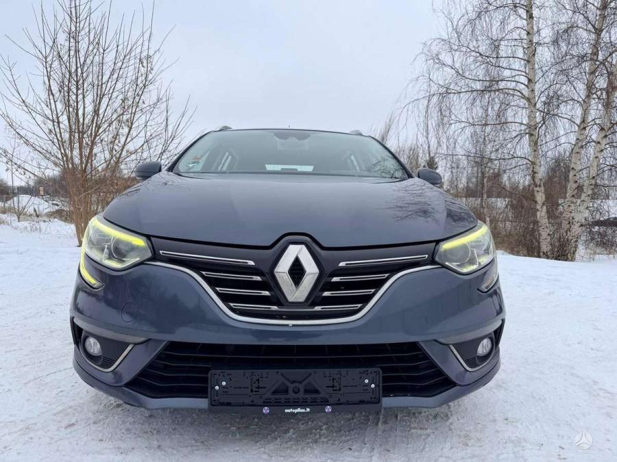 Blue Renault Megane 2016 in Siauliai, with an engine capacity of 1.46 L and mileage of 236 thousand km for 6150 €, photo 3 on AUTOMOTO.COM.LV