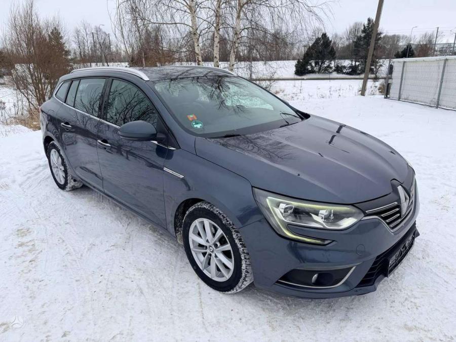 Blue Renault Megane 2016 in Siauliai, with an engine capacity of 1.46 L and mileage of 236 thousand km for 6150 €, photo 4 on AUTOMOTO.COM.LV