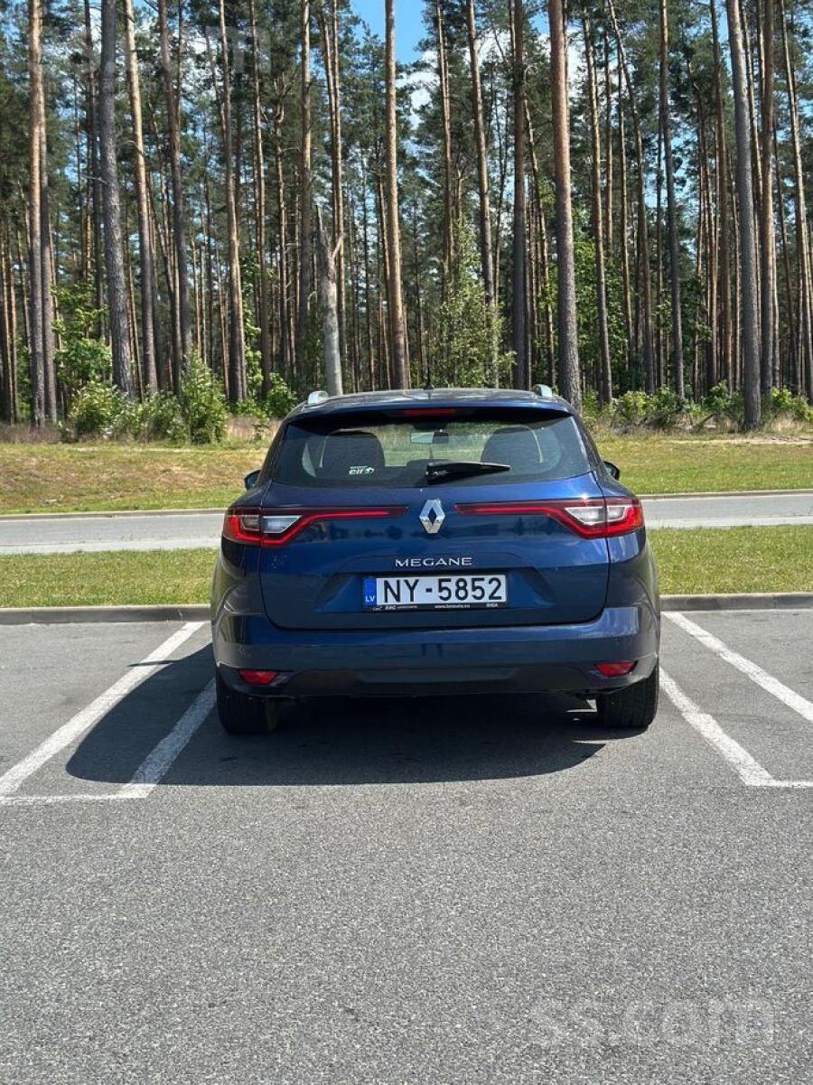 Blue Renault Megane 2016 in Riga, with an engine capacity of 1.50 L and mileage of 170 thousand km for 7200 €, photo 4 on AUTOMOTO.COM.LV