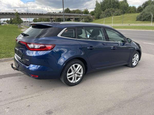 Blue Renault Megane 2016 in Kaunas, with an engine capacity of 1.46 L and mileage of 198 thousand km for 5850 €, photo 9 on AUTOMOTO.COM.LV