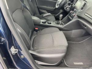 Zils Renault Megane 2016 Kauņa, ar dzinēja tilpumu 1.46 L un nobraukumu 198 tūkst. km par 5850 €, foto 25 vietnē AUTOMOTO.COM.LV