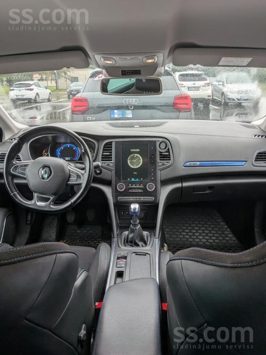 Zils Renault Megane 2016 Rīga, ar dzinēja tilpumu 1.50 L un nobraukumu 265 tūkst. km par 6900 €, foto 12 vietnē AUTOMOTO.COM.LV