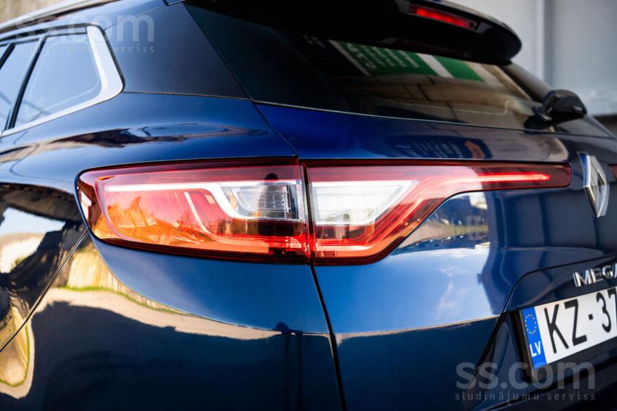 Zils Renault Megane 2017 Valmiera, ar dzinēja tilpumu 1.50 L un nobraukumu 0 tūkst. km par 7995 €, foto 7 vietnē AUTOMOTO.COM.LV